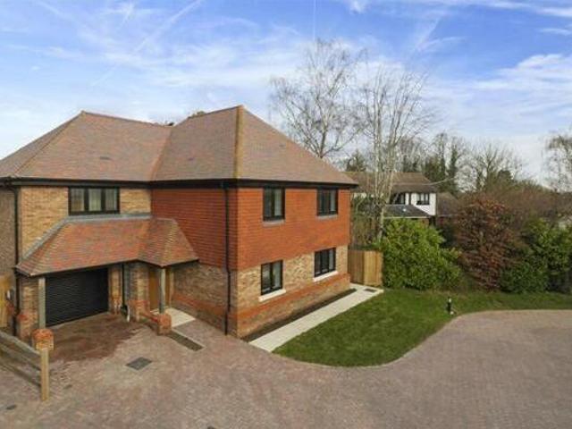 5 Bedroom Detached House For Sale In Bannister Hill
