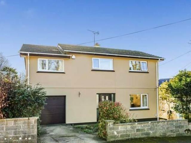 5 bedroom detached house for sale in Barlowena Camborne Cornwall TR14