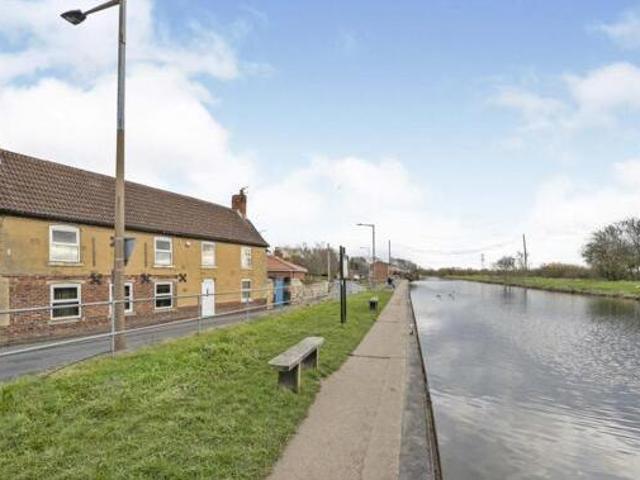 5 Bedroom Detached House For Sale In Barnby Dun, Doncaster
