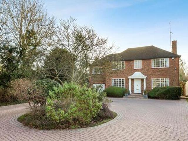5 Bedroom Detached House For Sale In Barnet