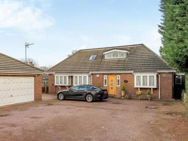 5 Bedroom Detached House For Sale In Barnet
