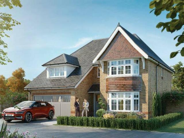 5 bedroom detached house for sale in Bedford Road Lower Stondon SG16 6FP SG16