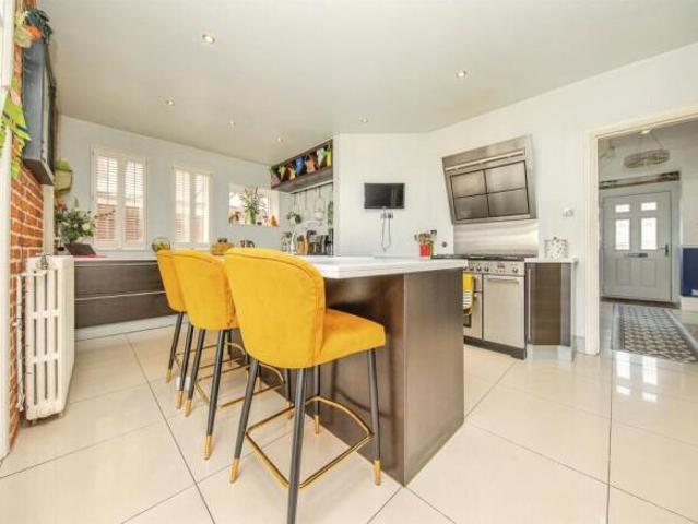 5 bedroom detached house for sale in Belstead Road, IPSWICH, IP2