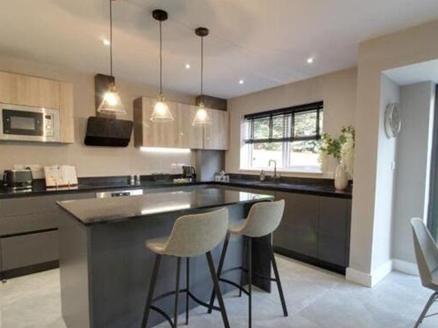 5 Bedroom Detached House For Sale In Belton, Doncaster