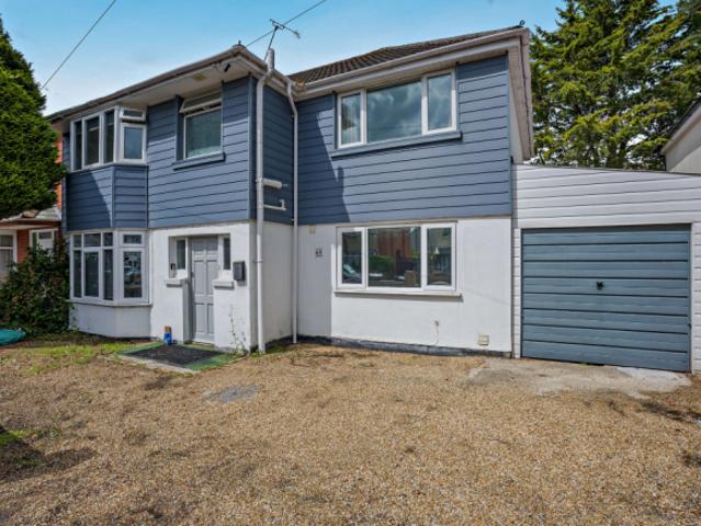 5 bedroom detached house for sale in Beswick Avenue, Bournemouth, Christchurch Poole, BH10