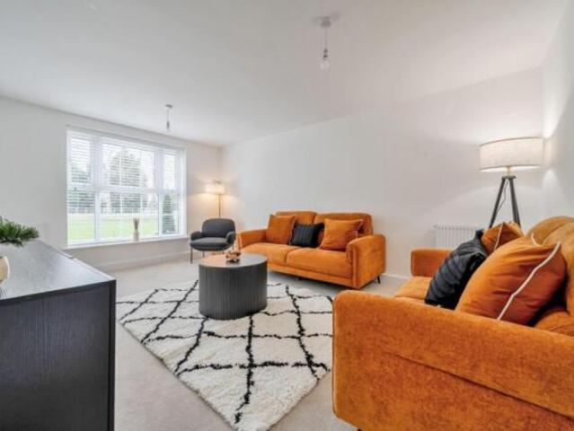 5 bedroom detached house for sale in Biddenham Park, Bromham Road, MK40