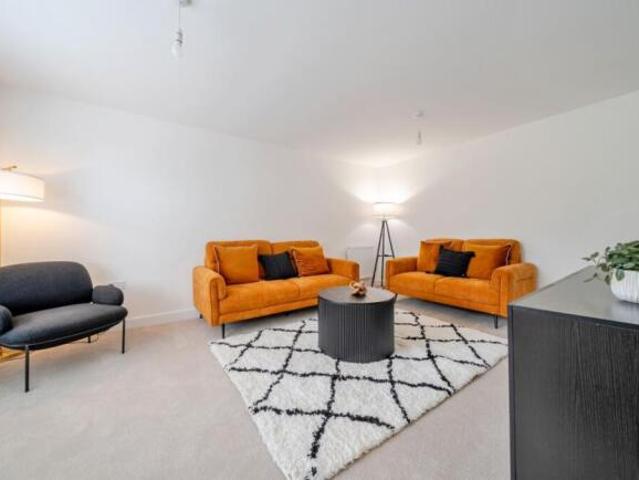 5 bedroom detached house for sale in Biddenham Park, Bromham Road, MK40