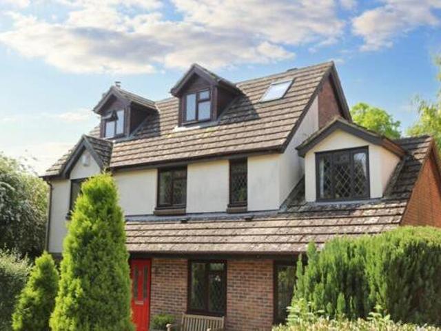 5 Bedroom Detached House For Sale In Bishops Waltham