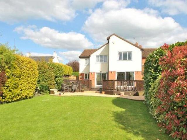 5 Bedroom Detached House For Sale In Bishops Cleeve, Cheltenham