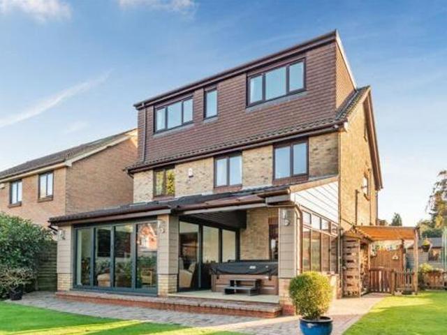 5 Bedroom Detached House For Sale In Blue Bell Hill