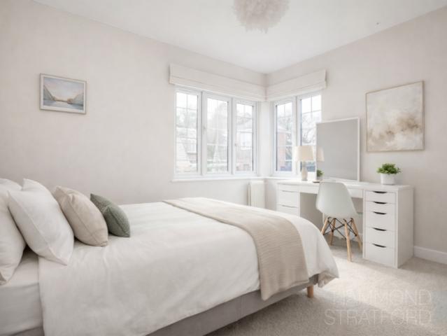 5 bedroom detached house for sale in Bluebell Road, Eaton, NR4