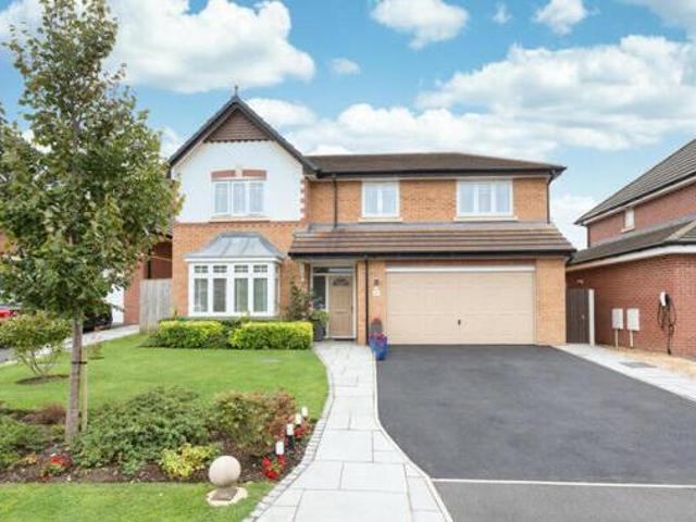 5 Bedroom Detached House For Sale In Blackpool