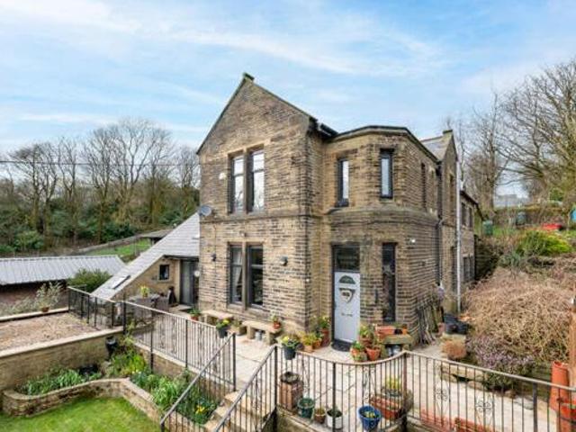 5 Bedroom Detached House For Sale In Bradford, West Yorkshire