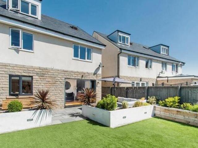 5 Bedroom Detached House For Sale In Bradford, West Yorkshire