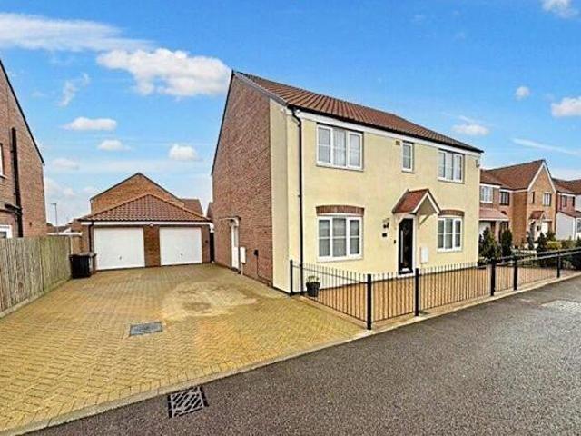 5 Bedroom Detached House For Sale In Bradwell