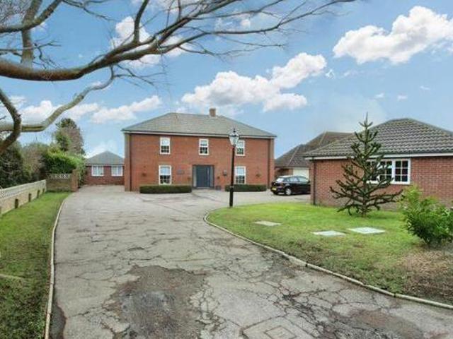 5 Bedroom Detached House For Sale In Bradwell