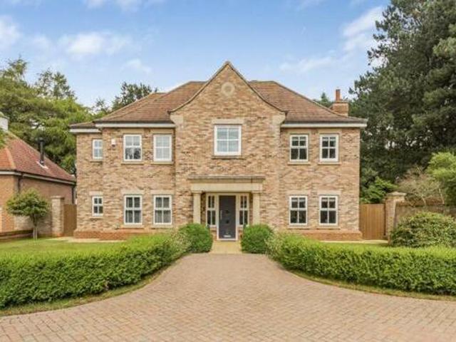 5 Bedroom Detached House For Sale In Brandesburton, Driffield