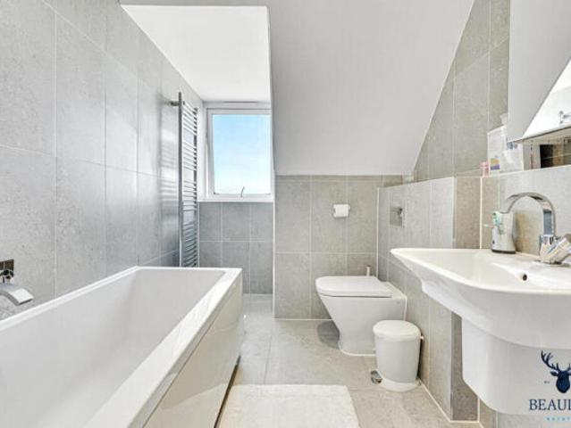 5 bedroom detached house for sale in Brassie Wood, Channels, CM3 3, CM3