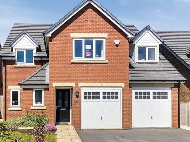 5 bedroom detached house for sale in Broomhall Drive Crewe CW2 CW2