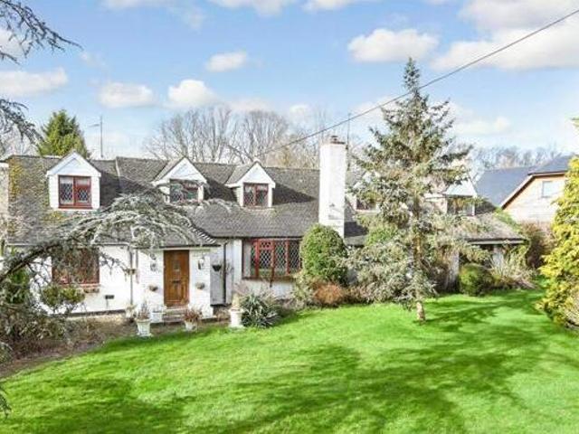 5 Bedroom Detached House For Sale In Brooks Green, Horsham