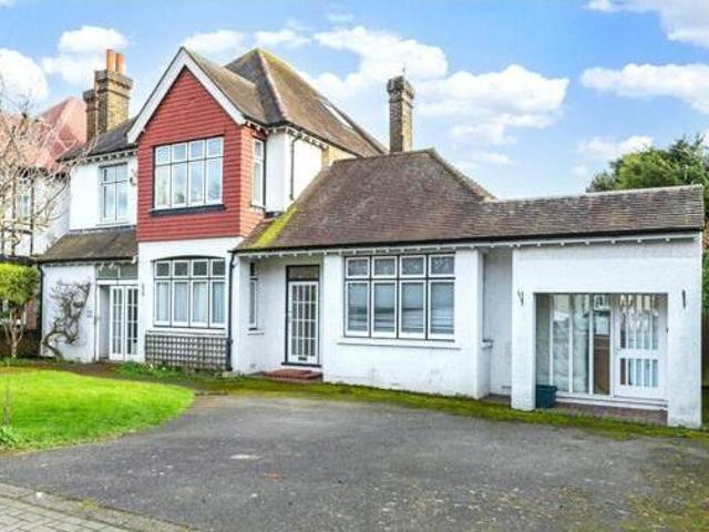 5 Bedroom Detached House For Sale In Bromley