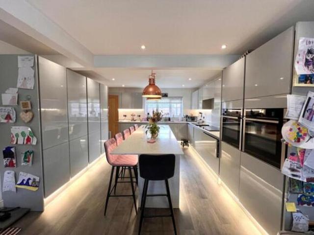 5 bedroom detached house for sale in Brown Close, St Crispin, Northampton NN5