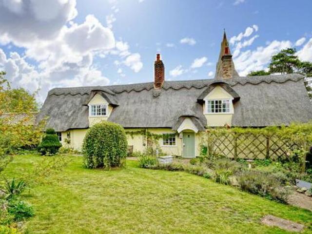 5 Bedroom Detached House For Sale In Broughton, Huntingdon