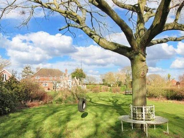 5 Bedroom Detached House For Sale In Bun, Norfolk