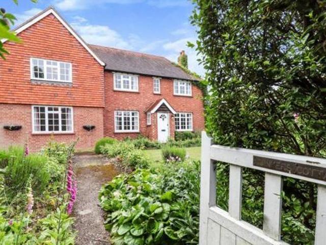 5 Bedroom Detached House For Sale In Burnham