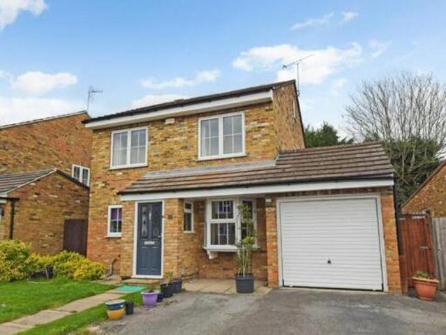 5 Bedroom Detached House For Sale In Burnham, Buckinghamshire