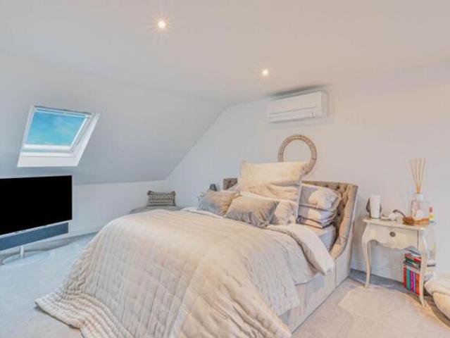 5 bedroom detached house for sale in Godrevy Grove, Tattenhoe, MK4