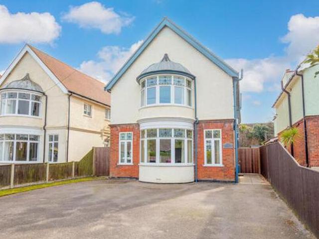 5 Bedroom Detached House For Sale In Gorleston
