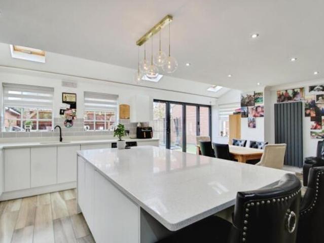 5 bedroom detached house for sale in Gaveller Road, Swindon, SN25