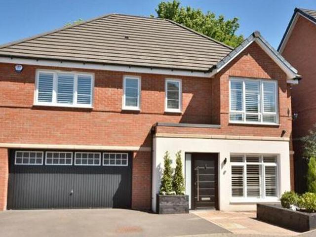 5 Bedroom Detached House For Sale In Garforth