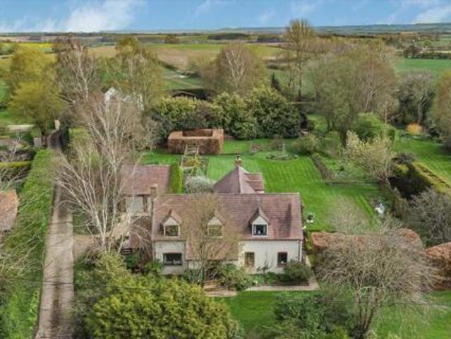 5 Bedroom Detached House For Sale In Garsington, Oxford