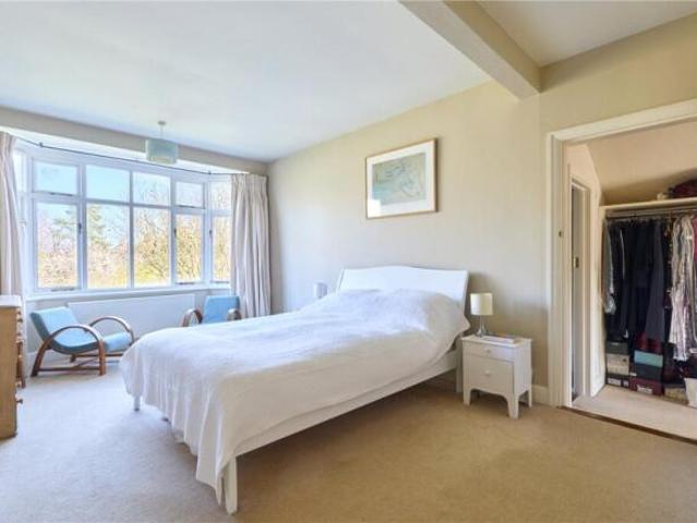 5 bedroom detached house for sale in Gilbert Road, Cambridge, CB4
