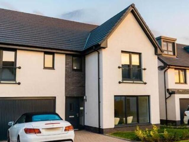 5 Bedroom Detached House For Sale In Glenluce Drive, Bishopton