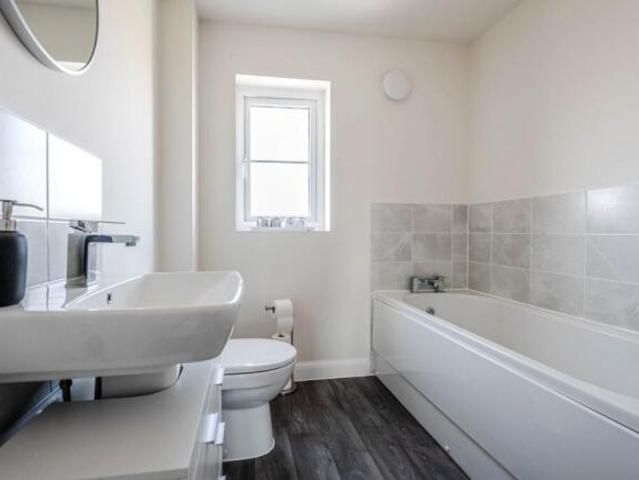 5 bedroom detached house for sale in Grace Gardens, Eaton Leys, Milton Keynes, MK17