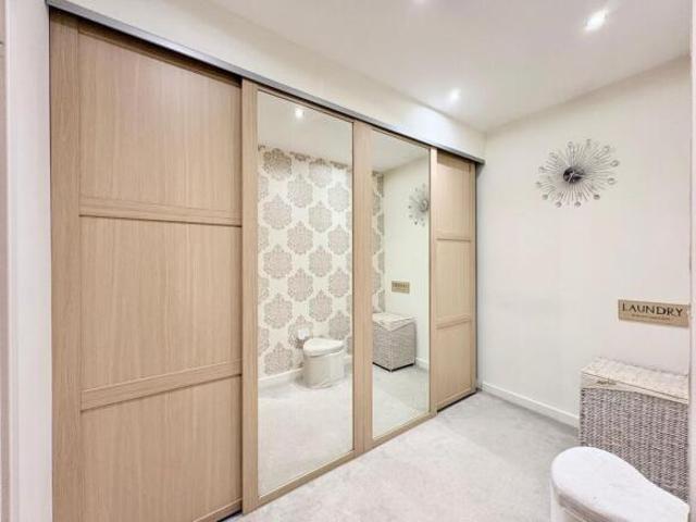 5 bedroom detached house for sale in Grange Road, Bessacarr, DN4
