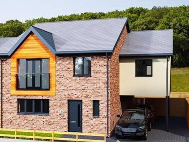 5 bedroom detached house for sale in Graven Hill OX25