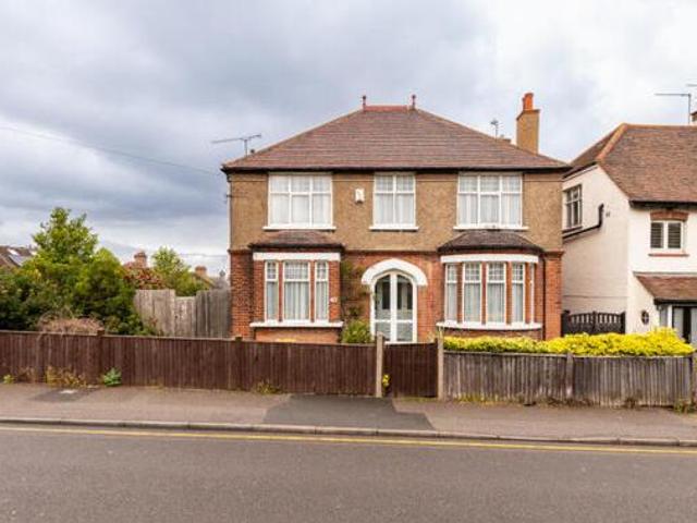 5 Bedroom Detached House For Sale In Gravesend