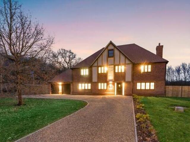 5 Bedroom Detached House For Sale In Great Chart, Ashford