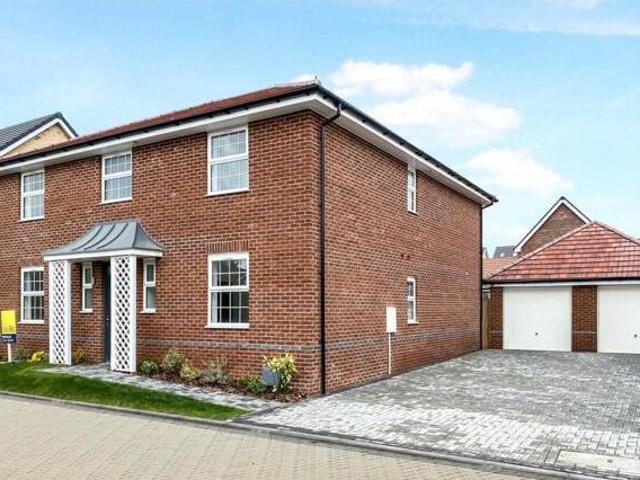 5 Bedroom Detached House For Sale In Great Bentley, Colchester