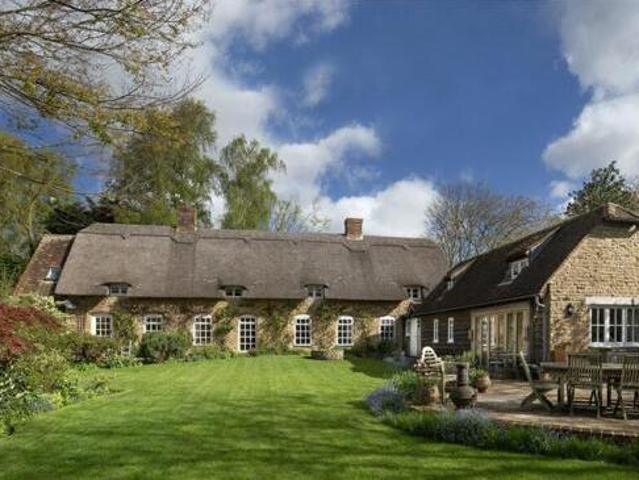 5 Bedroom Detached House For Sale In Great Haseley, Oxford