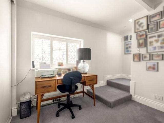 5 bedroom detached house for sale in Greenhill Road, Otford, Sevenoaks, Kent, TN14