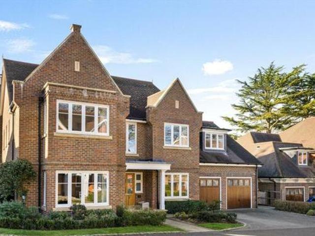 5 Bedroom Detached House For Sale In Guildford, Surrey