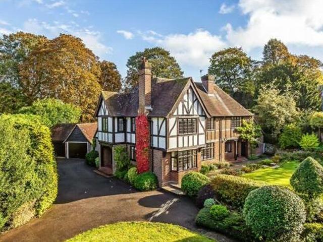 5 Bedroom Detached House For Sale In Guildford, Surrey
