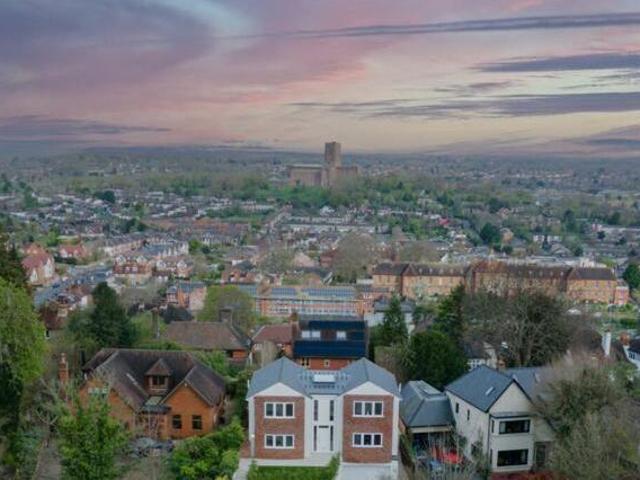 5 Bedroom Detached House For Sale In Guildford, Surrey