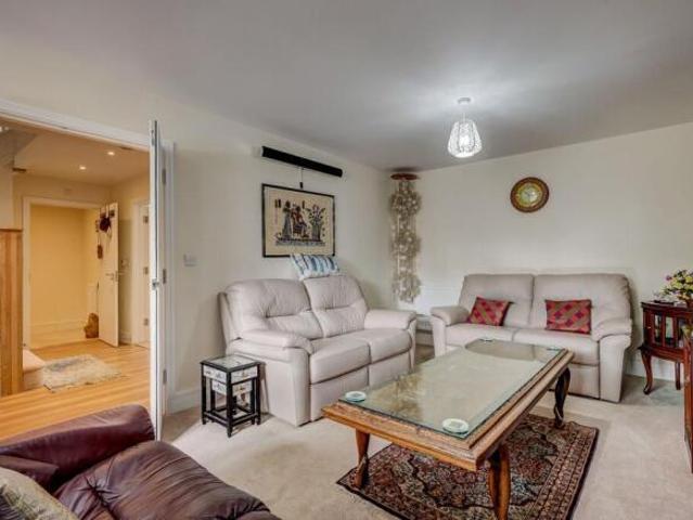 5 bedroom detached house for sale in Dogrose Close, Chelmsford CM1