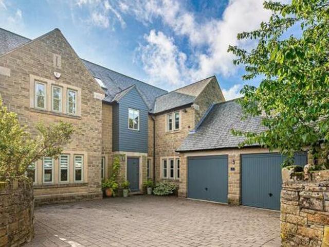 5 Bedroom Detached House For Sale In Dore